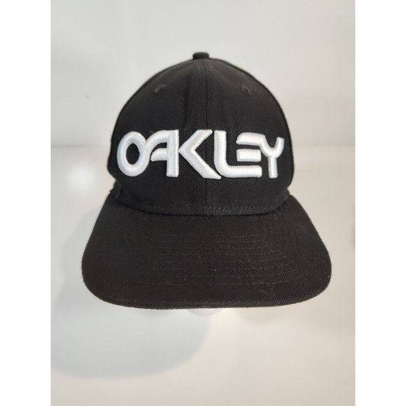 New Era | Accessories | Oakley X New Era 9fifty Snapback Hat Cap ...